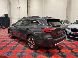 Grey Subaru Outback 2023 in Vilnius, with an engine capacity of 2.39 L and mileage of 23 thousand km for 30990 €, photo 5 on AUTOMOTO.COM.LV