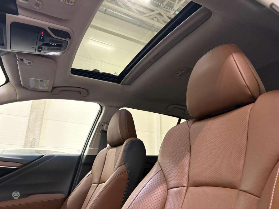 Grey Subaru Outback 2023 in Vilnius, with an engine capacity of 2.39 L and mileage of 23 thousand km for 30990 €, photo 15 on AUTOMOTO.COM.LV