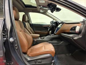 Grey Subaru Outback 2023 in Vilnius, with an engine capacity of 2.39 L and mileage of 23 thousand km for 30990 €, photo 19 on AUTOMOTO.COM.LV