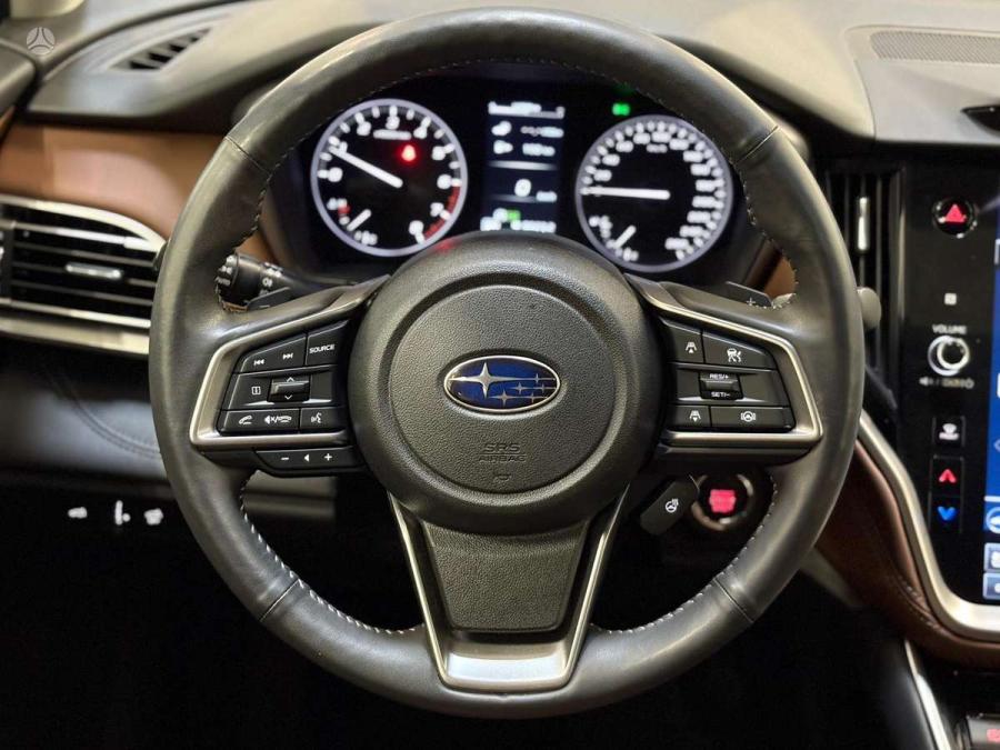 Grey Subaru Outback 2023 in Vilnius, with an engine capacity of 2.39 L and mileage of 23 thousand km for 30990 €, photo 23 on AUTOMOTO.COM.LV