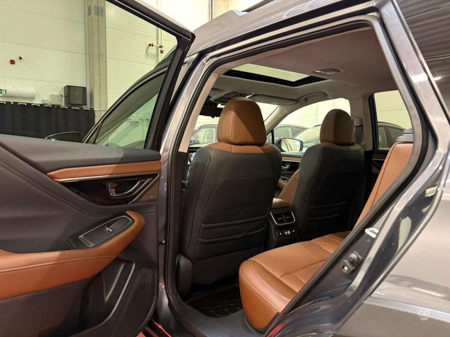 Grey Subaru Outback 2023 in Vilnius, with an engine capacity of 2.39 L and mileage of 23 thousand km for 30990 €, photo 29 on AUTOMOTO.COM.LV