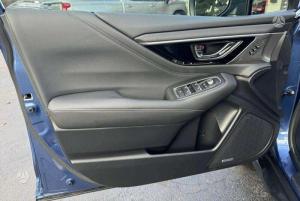 Grey Subaru Outback 2023 in Klaipeda, with an engine capacity of 2.39 L and mileage of 76 thousand km for 20400 €, photo 12 on AUTOMOTO.COM.LV