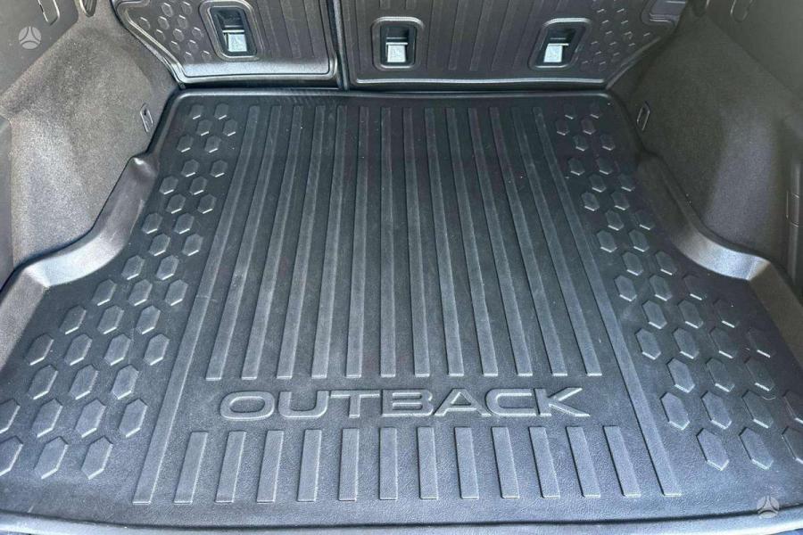 Grey Subaru Outback 2023 in Klaipeda, with an engine capacity of 2.39 L and mileage of 76 thousand km for 20400 €, photo 17 on AUTOMOTO.COM.LV