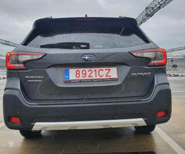 Grey Subaru Outback 2024 in Vilnius, with an engine capacity of 2.50 L and mileage of 41 thousand km for 24999 €, photo 5 on AUTOMOTO.COM.LV