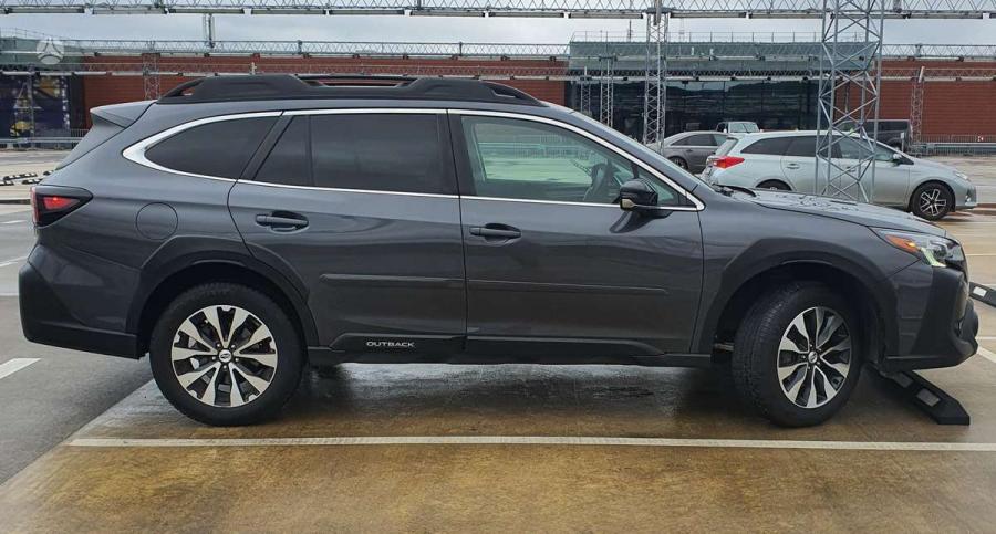 Pelēks Subaru Outback 2024 Viļņa, ar dzinēja tilpumu 2.50 L un nobraukumu 41 tūkst. km par 24999 €, foto 8 vietnē AUTOMOTO.COM.LV