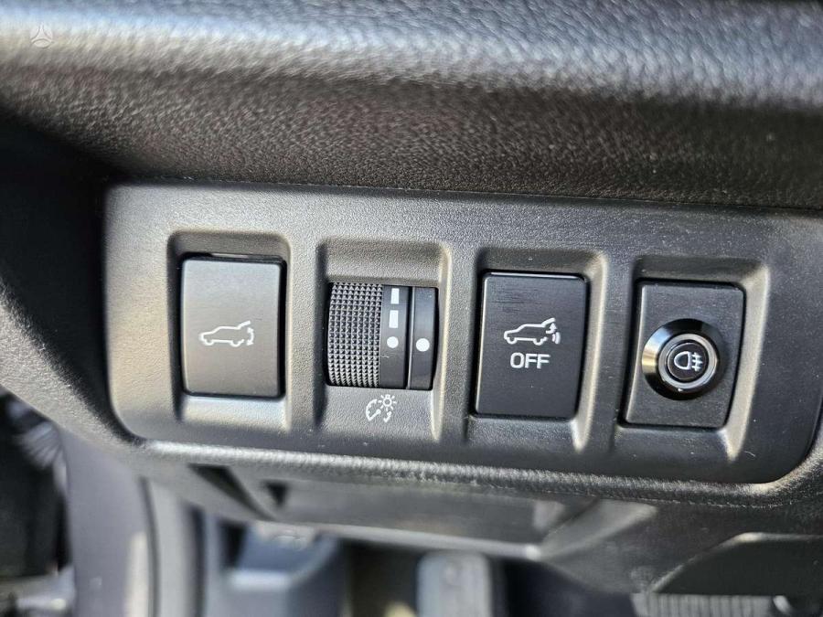 Grey Subaru Outback 2024 in Klaipeda, with an engine capacity of 2.39 L and mileage of 37 thousand km for 28900 €, photo 25 on AUTOMOTO.COM.LV