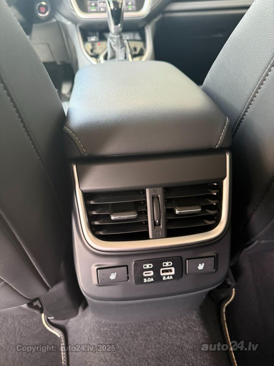 Grey Subaru Outback 2025 in Tallinn, with an engine capacity of 2.50 L and mileage of 37 thousand km for 34990 €, photo 8 on AUTOMOTO.COM.LV