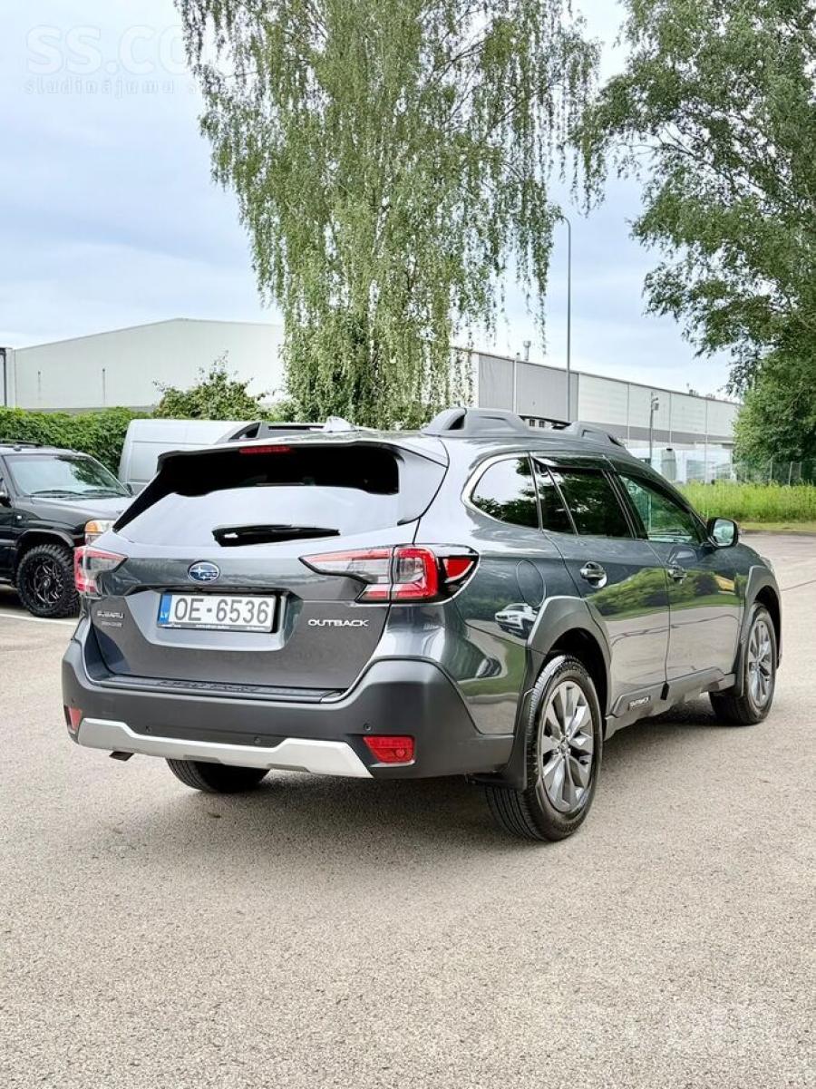 Grey Subaru Outback 2025 in Riga, with an engine capacity of 2.50 L and mileage of 42 thousand km for 34000 €, photo 3 on AUTOMOTO.COM.LV