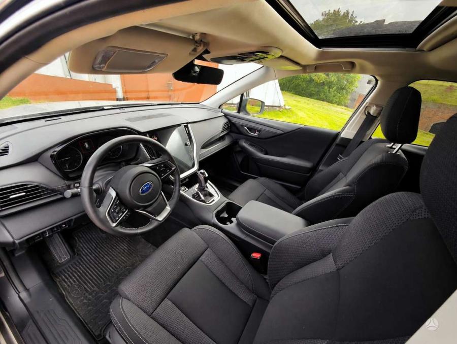 Grey Subaru Outback 2025 in Kaunas, with an engine capacity of 2.50 L and mileage of 37 thousand km for 27500 €, photo 14 on AUTOMOTO.COM.LV