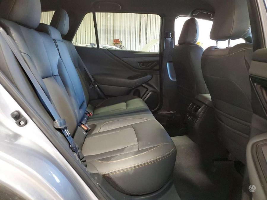 Grey Subaru Outback 2025 in Klaipeda, with an engine capacity of 2.39 L and mileage of 35 thousand km for 11500 €, photo 11 on AUTOMOTO.COM.LV