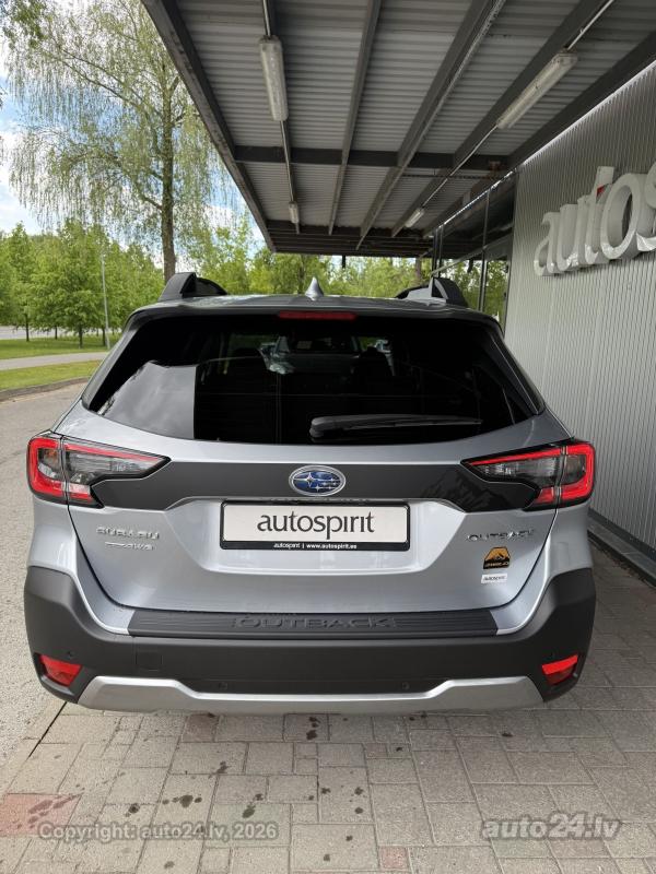 Grey Subaru Outback 2026 in Tallinn, with an engine capacity of 2.50 L and mileage of 10 thousand km for 36790 €, photo 4 on AUTOMOTO.COM.LV