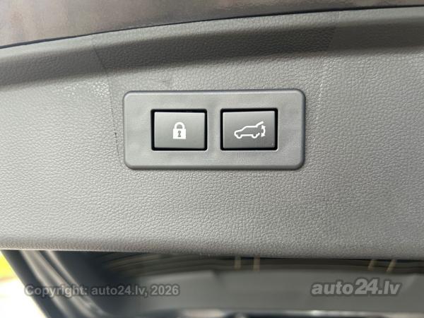 Grey Subaru Outback 2026 in Tallinn, with an engine capacity of 2.50 L and mileage of 0 thousand km for 39490 €, photo 6 on AUTOMOTO.COM.LV