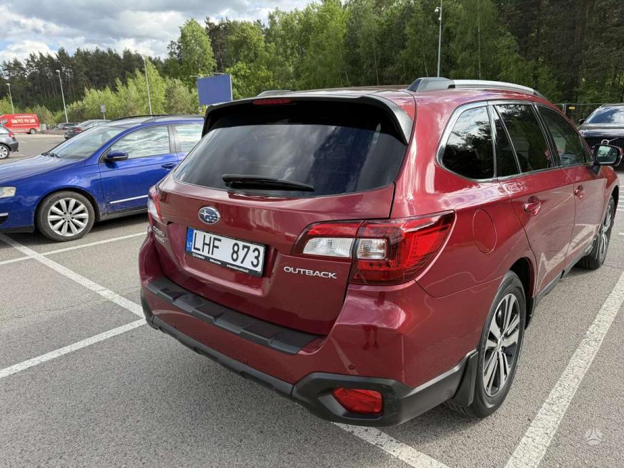 Red Subaru Outback 2020 in Kaunas, with an engine capacity of 2.50 L and mileage of 69 thousand km for 23950 €, photo 7 on AUTOMOTO.COM.LV
