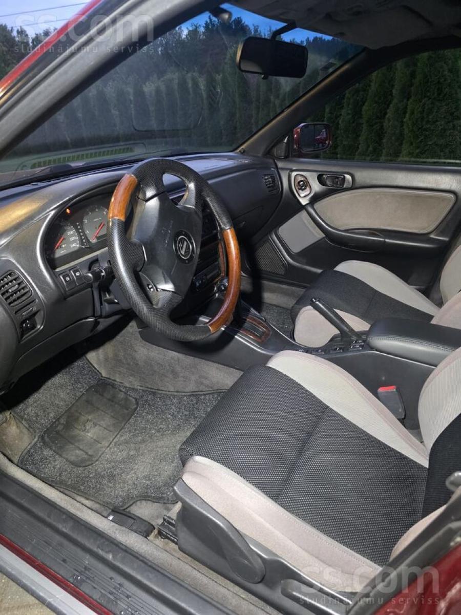 Sarkans Subaru Outback 1998 Rīga, ar dzinēja tilpumu 2.50 L un nobraukumu 280 tūkst. km par 6500 €, foto 7 vietnē AUTOMOTO.COM.LV