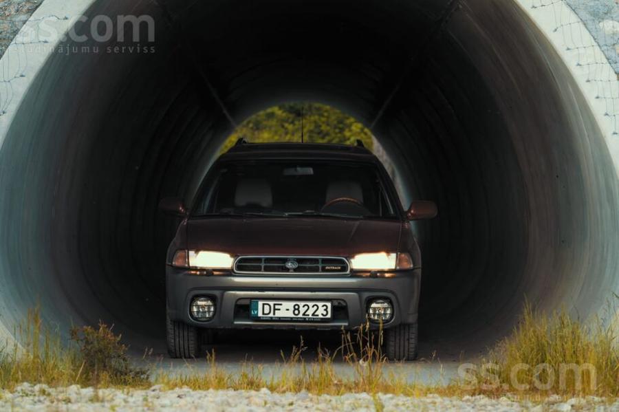 Sarkans Subaru Outback 1998 Rīga, ar dzinēja tilpumu 2.50 L un nobraukumu 280 tūkst. km par 6500 €, foto 11 vietnē AUTOMOTO.COM.LV