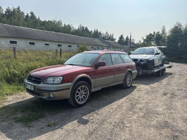 Sarkans Subaru Outback 2000 Viļņa, ar dzinēja tilpumu 3.00 L un nobraukumu 399 tūkst. km par 1800 €, foto 1 vietnē AUTOMOTO.COM.LV