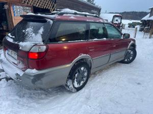 Sarkans Subaru Outback 2002 Viļņa, ar dzinēja tilpumu 2.46 L un nobraukumu 334 tūkst. km par 1400 €, foto 2 vietnē AUTOMOTO.COM.LV