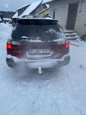 Sarkans Subaru Outback 2002 Viļņa, ar dzinēja tilpumu 2.46 L un nobraukumu 334 tūkst. km par 1400 €, foto 5 vietnē AUTOMOTO.COM.LV