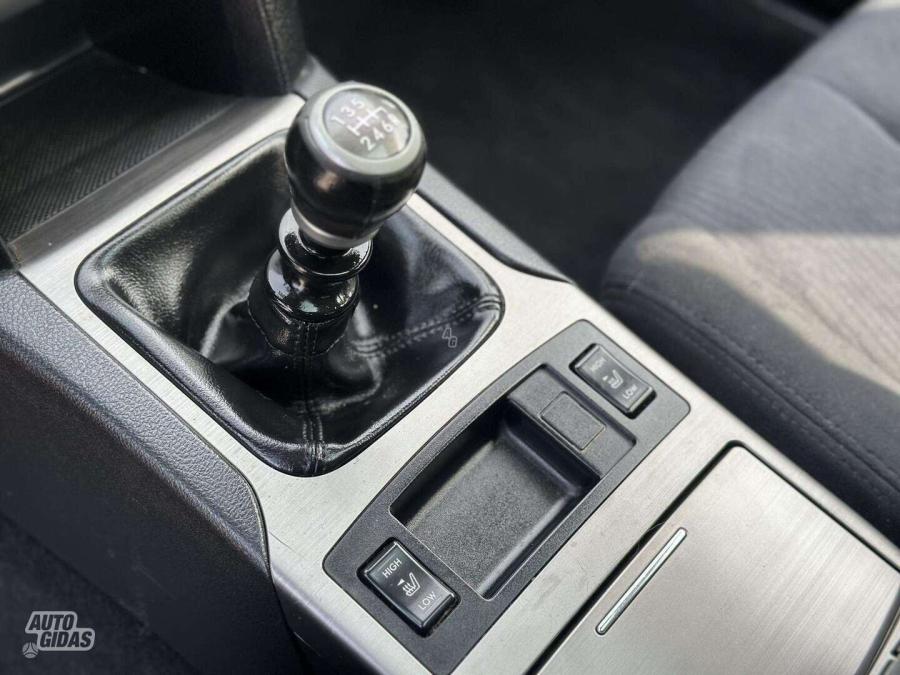 Sarkans Subaru Outback 2010 Viļņa, ar dzinēja tilpumu 0.00 L un nobraukumu 188 tūkst. km par 3750 €, foto 20 vietnē AUTOMOTO.COM.LV