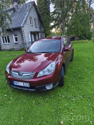 Red Subaru Outback 2010 in Riga, with an engine capacity of 2.50 L and mileage of 263 thousand km for 5900 €, photo 17 on AUTOMOTO.COM.LV