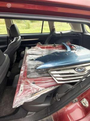Sarkans Subaru Outback 2011 Šakiai, ar dzinēja tilpumu 2.46 L un nobraukumu 281 tūkst. km par 3999 €, foto 9 vietnē AUTOMOTO.COM.LV