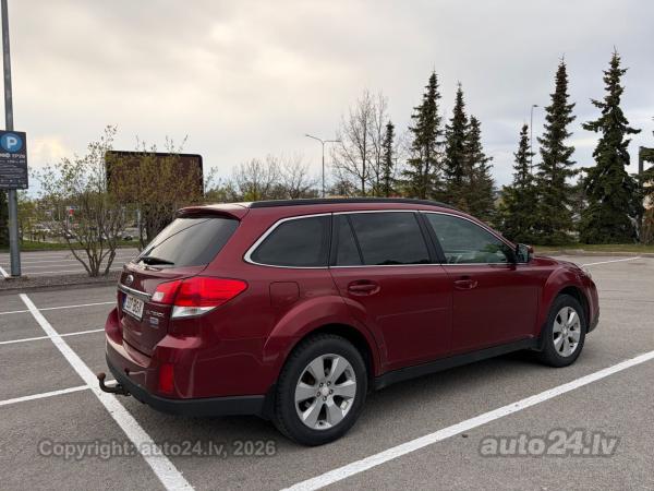 Sarkans Subaru Outback 2012 Tallina, ar dzinēja tilpumu 2.00 L un nobraukumu 156 tūkst. km par 7500 €, foto 4 vietnē AUTOMOTO.COM.LV