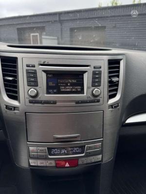 Red Subaru Outback 2012 in Alytus, with an engine capacity of 2.00 L and mileage of 309 thousand km for 2950 €, photo 13 on AUTOMOTO.COM.LV