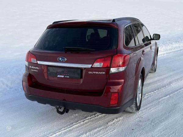 Red Subaru Outback 2013 in Vilnius, with an engine capacity of 2.50 L and mileage of 265 thousand km for 6300 €, photo 9 on AUTOMOTO.COM.LV