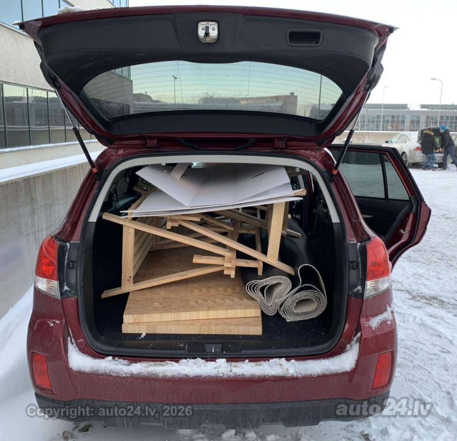 Red Subaru Outback 2013 in Tallinn, with an engine capacity of 2.50 L and mileage of 180 thousand km for 6500 €, photo 4 on AUTOMOTO.COM.LV