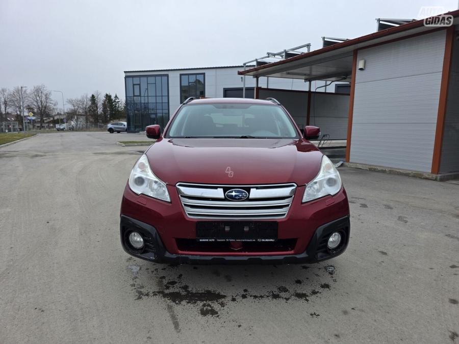 Red Subaru Outback 2013 in Kretinga, with an engine capacity of 2.50 L and mileage of 325 thousand km for 3250 €, photo 1 on AUTOMOTO.COM.LV