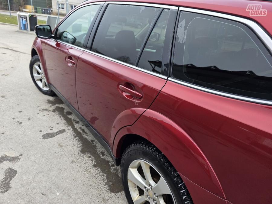 Red Subaru Outback 2013 in Kretinga, with an engine capacity of 2.50 L and mileage of 325 thousand km for 3250 €, photo 8 on AUTOMOTO.COM.LV