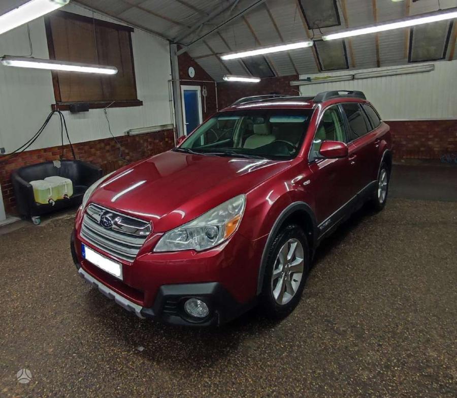 Red Subaru Outback 2014 in Kaunas, with an engine capacity of 2.50 L and mileage of 134 thousand km for 7500 €, photo 2 on AUTOMOTO.COM.LV