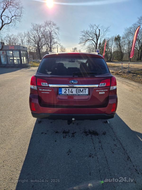 Red Subaru Outback 2014 in Tallinn, with an engine capacity of 2.00 L and mileage of 83 thousand km for 13000 €, photo 5 on AUTOMOTO.COM.LV