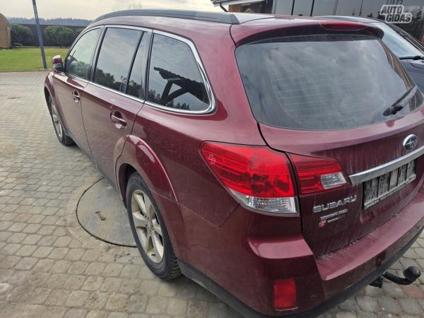 Red Subaru Outback 2014 in Kretinga, with an engine capacity of 2.50 L and mileage of 334 thousand km for 3600 €, photo 5 on AUTOMOTO.COM.LV