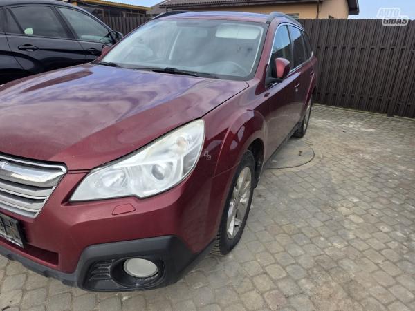 Red Subaru Outback 2014 in Kretinga, with an engine capacity of 2.50 L and mileage of 334 thousand km for 3600 €, photo 6 on AUTOMOTO.COM.LV