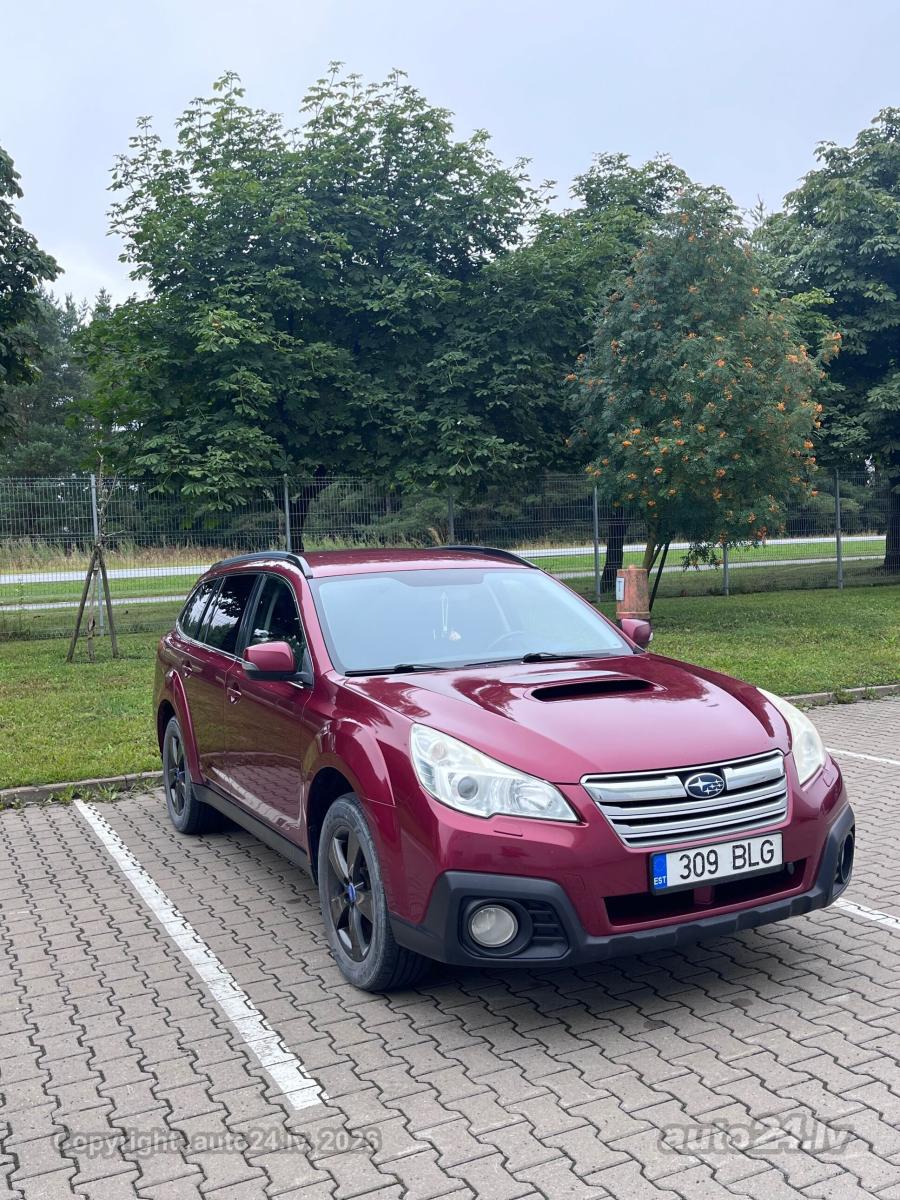 Red Subaru Outback 2014 in Tallinn, with an engine capacity of 2.00 L and mileage of 340 thousand km for 3700 €, photo 9 on AUTOMOTO.COM.LV