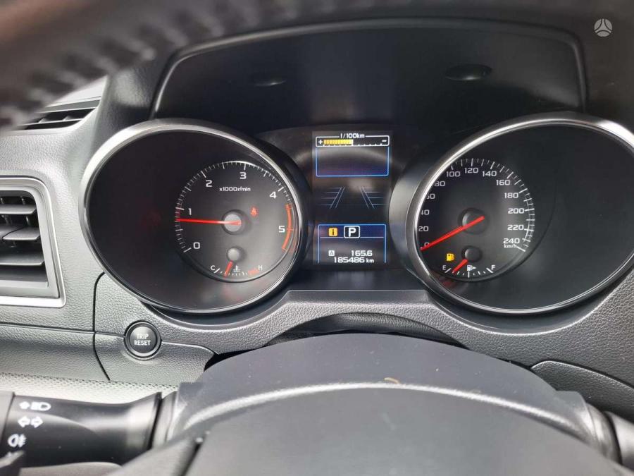 Sarkans Subaru Outback 2015 Utena, ar dzinēja tilpumu 2.00 L un nobraukumu 185 tūkst. km par 7200 €, foto 12 vietnē AUTOMOTO.COM.LV