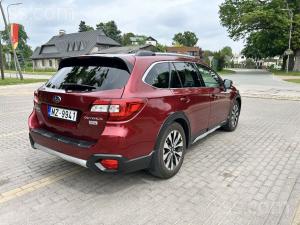 Red Subaru Outback 2015 in Riga, with an engine capacity of 2.00 L and mileage of 249 thousand km for 6700 €, photo 5 on AUTOMOTO.COM.LV