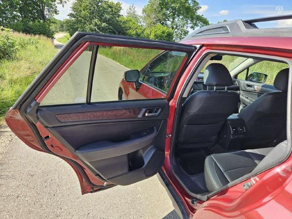 Red Subaru Outback 2016 in Vilnius, with an engine capacity of 2.50 L and mileage of 169 thousand km for 12500 €, photo 11 on AUTOMOTO.COM.LV