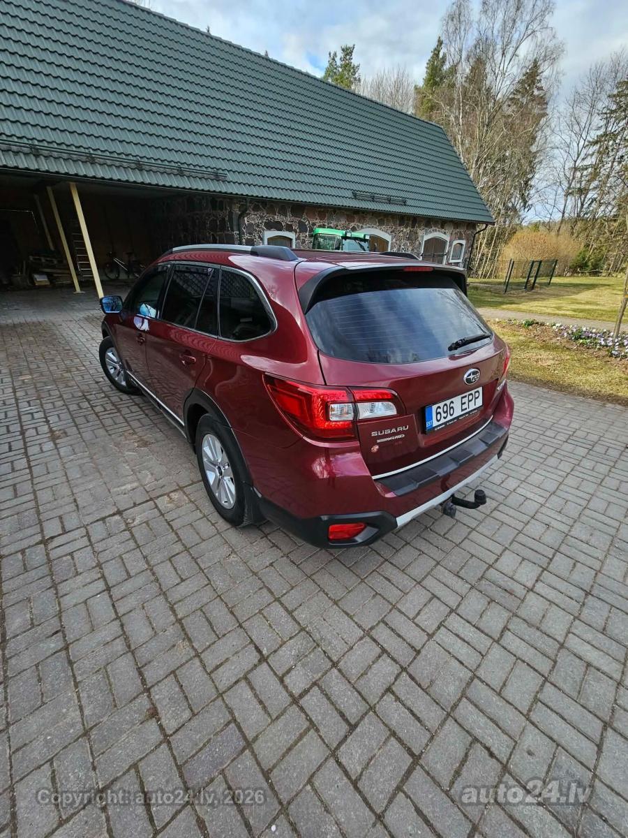 Red Subaru Outback 2016 in Tartu, with an engine capacity of 2.50 L and mileage of 195 thousand km for 13900 €, photo 5 on AUTOMOTO.COM.LV