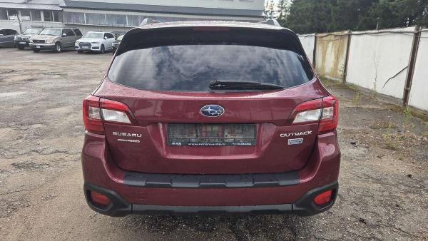 Red Subaru Outback 2016 in Utena, with an engine capacity of 2.00 L and mileage of 161 thousand km for 5950 €, photo 6 on AUTOMOTO.COM.LV