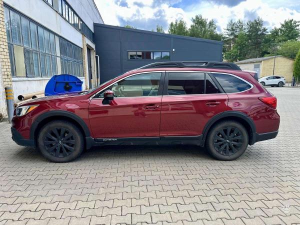 Red Subaru Outback 2016 in Vilnius, with an engine capacity of 2.50 L and mileage of 183 thousand km for 11950 €, photo 3 on AUTOMOTO.COM.LV