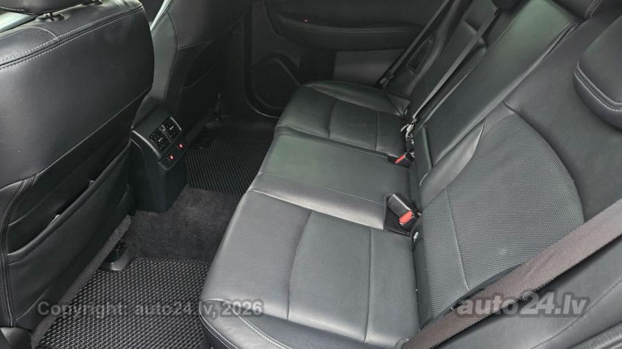 Sarkans Subaru Outback 2016 Tallina, ar dzinēja tilpumu 2.00 L un nobraukumu 450 tūkst. km par 8500 €, foto 13 vietnē AUTOMOTO.COM.LV