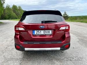 Red Subaru Outback 2017 in Jogeva, with an engine capacity of 2.50 L and mileage of 140 thousand km for 17490 €, photo 5 on AUTOMOTO.COM.LV