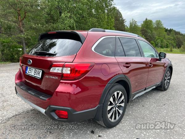 Red Subaru Outback 2017 in Jogeva, with an engine capacity of 2.50 L and mileage of 140 thousand km for 17490 €, photo 5 on AUTOMOTO.COM.LV