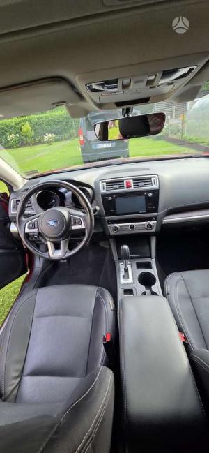 Red Subaru Outback 2017 in Vilnius, with an engine capacity of 2.50 L and mileage of 215 thousand km for 13000 €, photo 9 on AUTOMOTO.COM.LV
