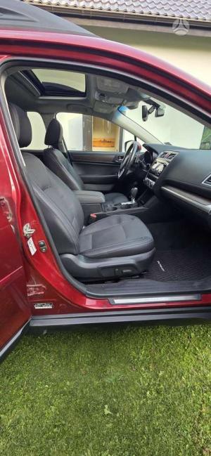 Red Subaru Outback 2017 in Vilnius, with an engine capacity of 2.50 L and mileage of 215 thousand km for 13000 €, photo 11 on AUTOMOTO.COM.LV