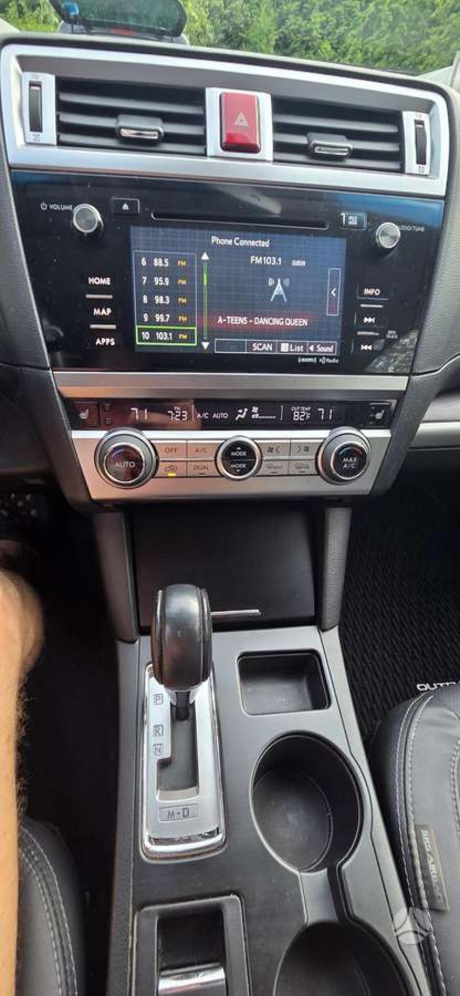 Red Subaru Outback 2017 in Vilnius, with an engine capacity of 2.50 L and mileage of 215 thousand km for 13000 €, photo 18 on AUTOMOTO.COM.LV