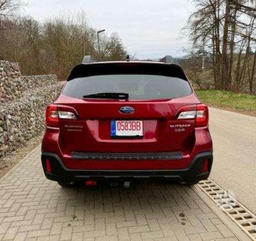 Sarkans Subaru Outback 2018 Alīta, ar dzinēja tilpumu 3.63 L un nobraukumu 138 tūkst. km par 15200 €, foto 5 vietnē AUTOMOTO.COM.LV