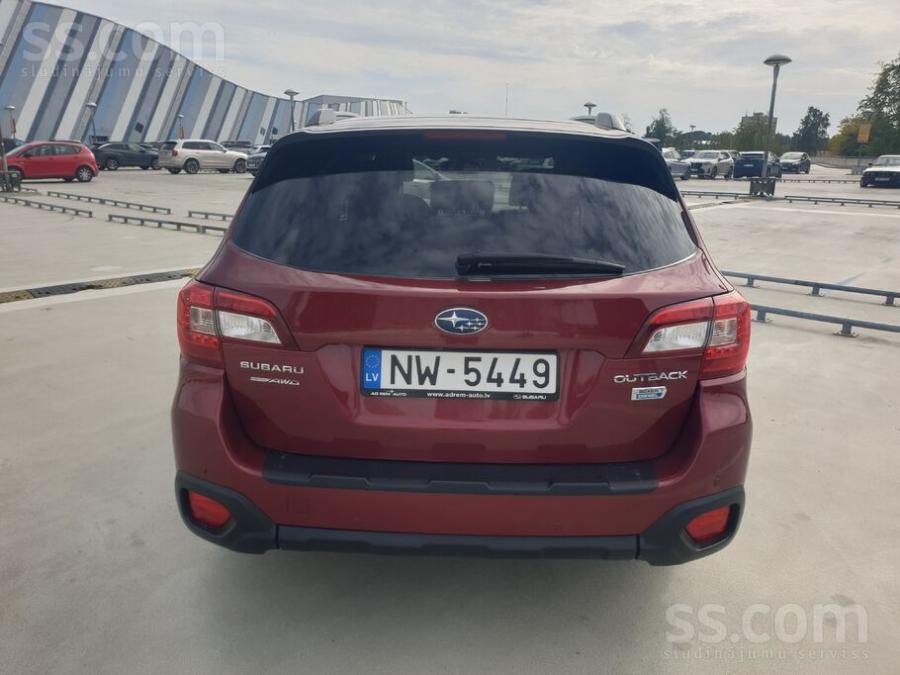 Red Subaru Outback 2018 in Riga, with an engine capacity of 2.00 L and mileage of 114 thousand km for 16000 €, photo 3 on AUTOMOTO.COM.LV